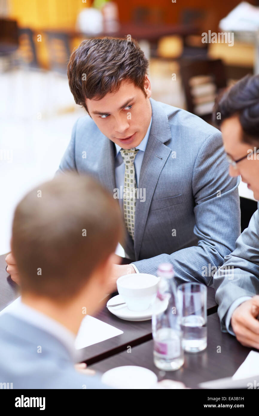 Discussion hall hi-res stock photography and images - Alamy