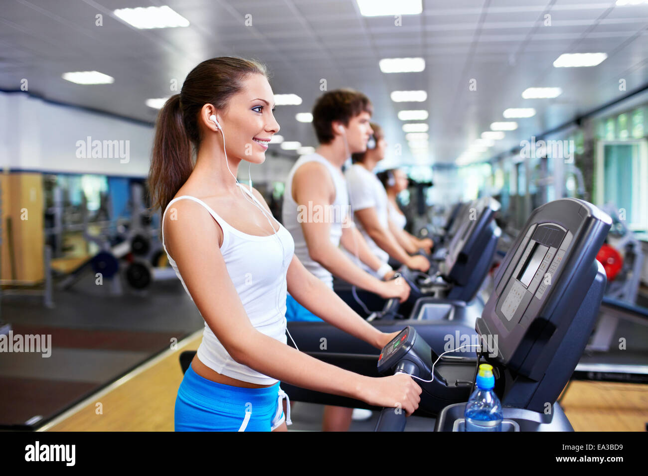 People on the treadmill Stock Photo - Alamy