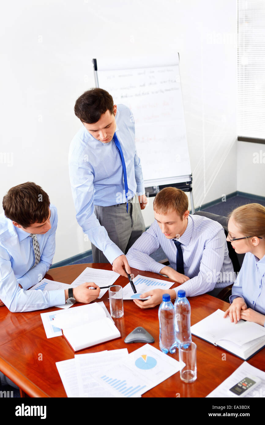 Working partnership hi-res stock photography and images - Alamy