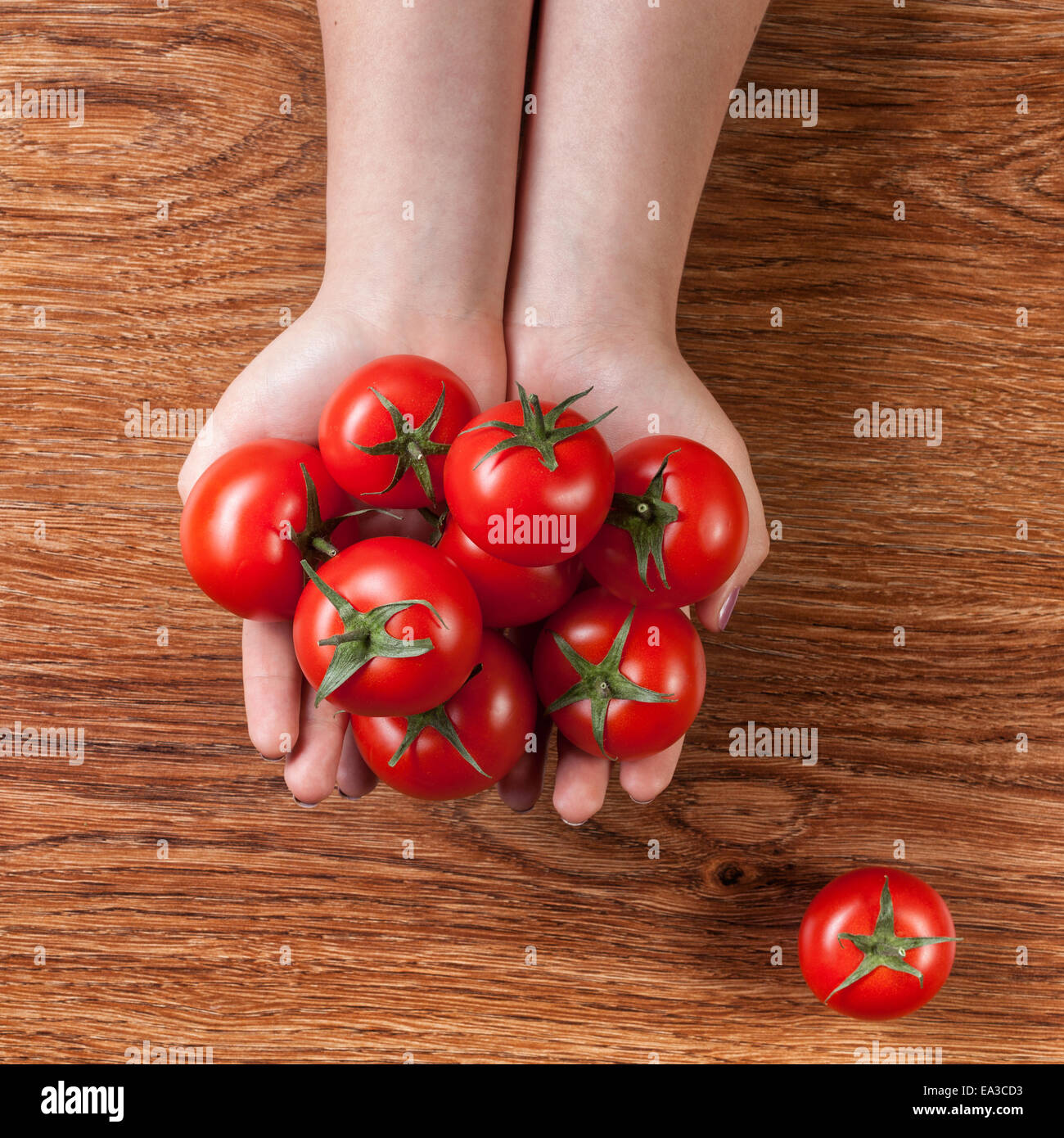 Woman hands red shiny hi-res stock photography and images - Alamy