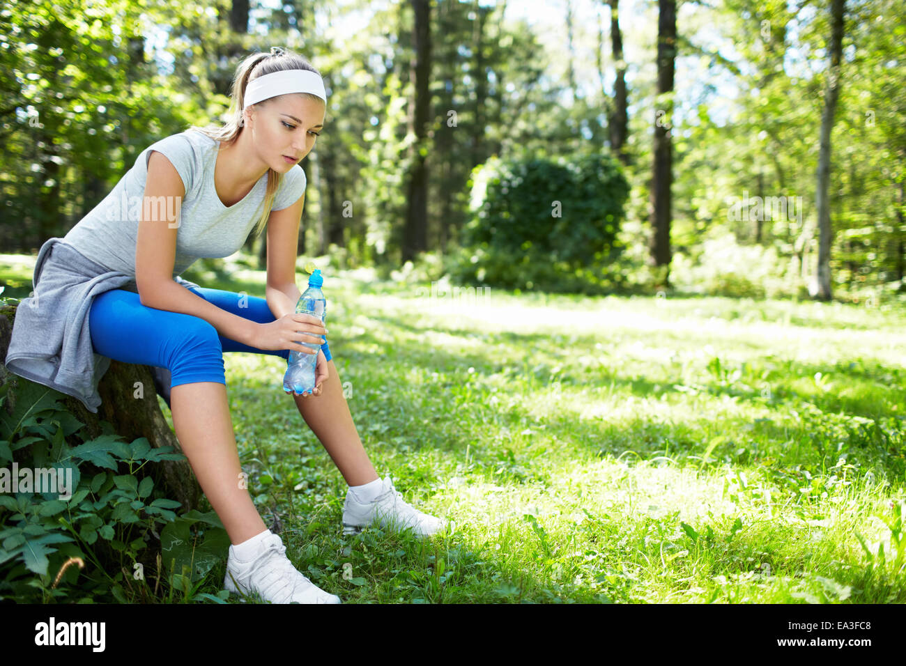 Tired girl hi-res stock photography and images - Alamy
