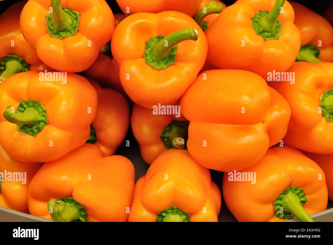 Orange pepper hi-res stock photography and images - Alamy