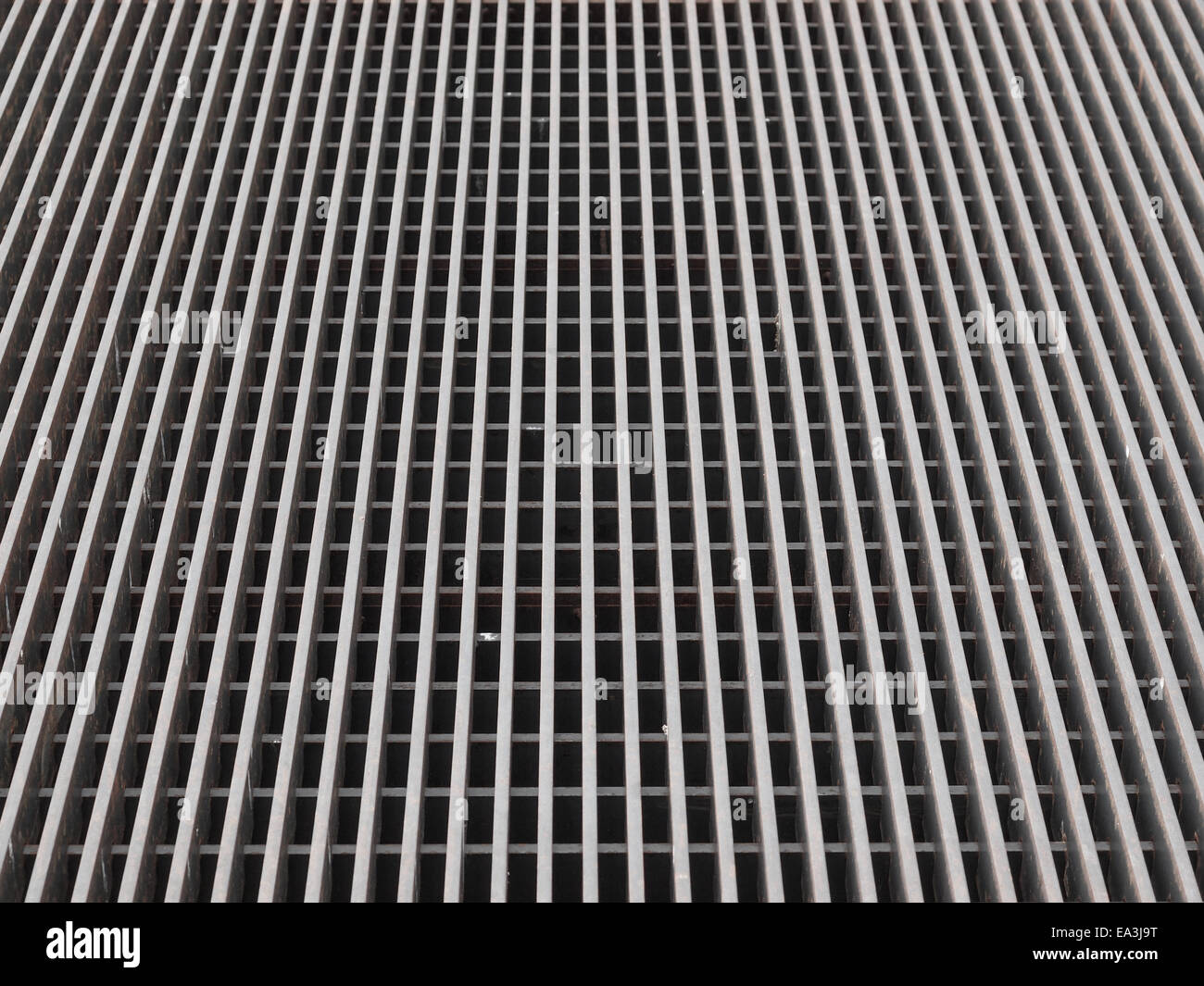 Utility mesh hi-res stock photography and images - Alamy