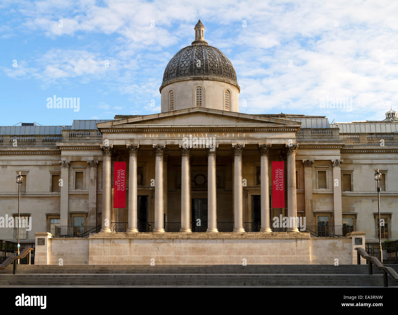 Steps leading up to The National Gallery, London in the early morning ...