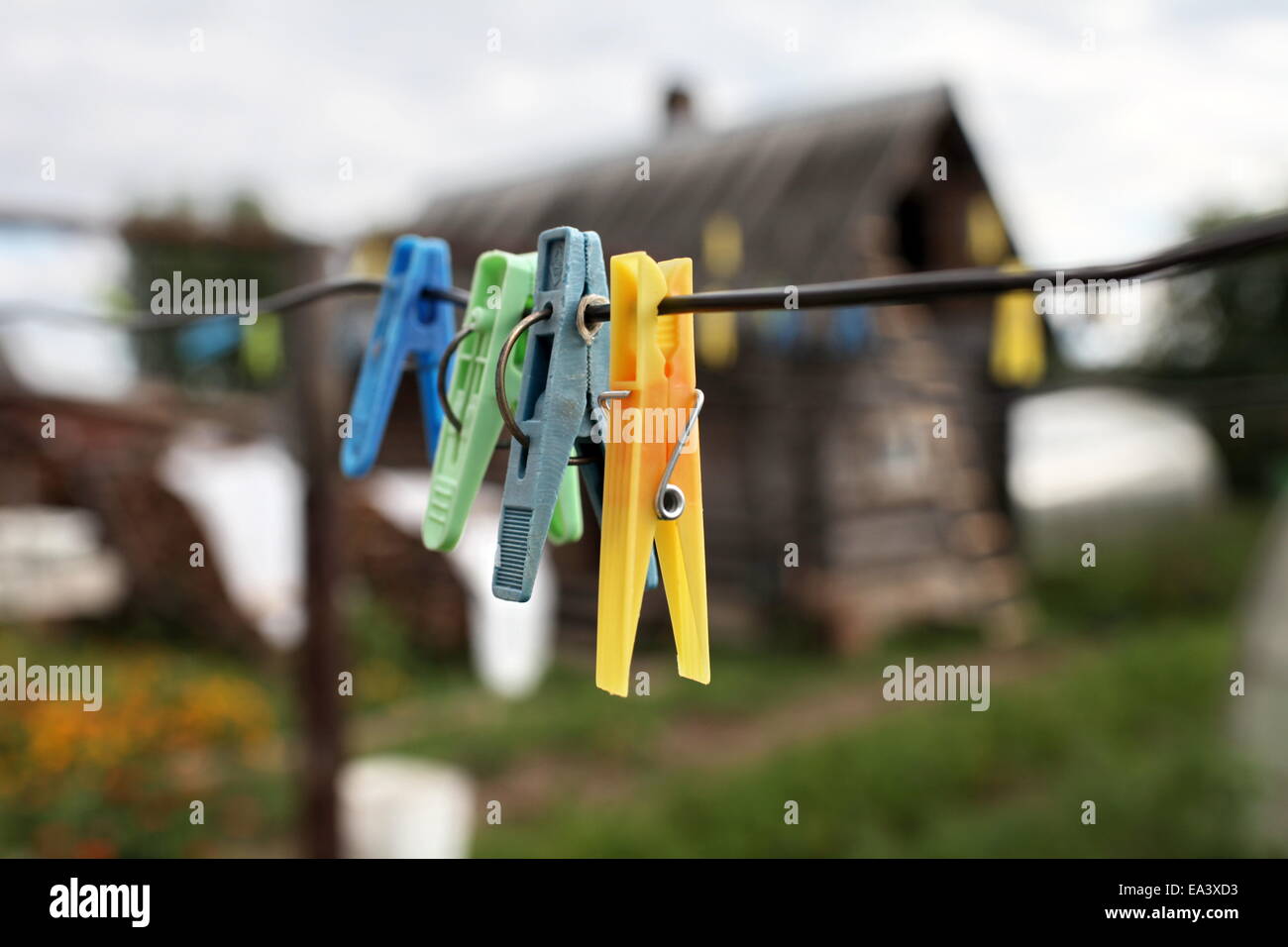 Colorful clothespins hi-res stock photography and images - Alamy