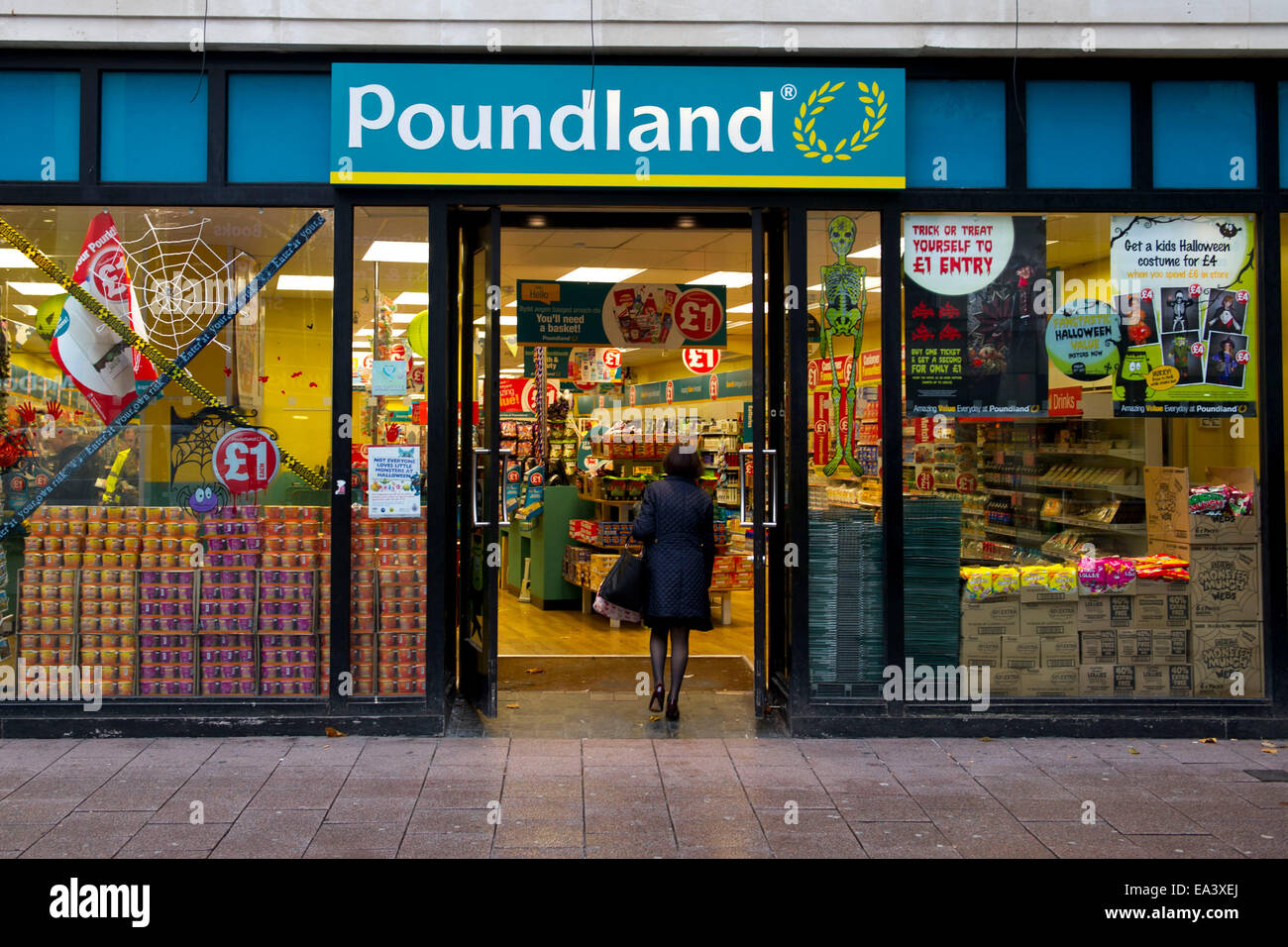 Poundland hi-res stock photography and images - Alamy