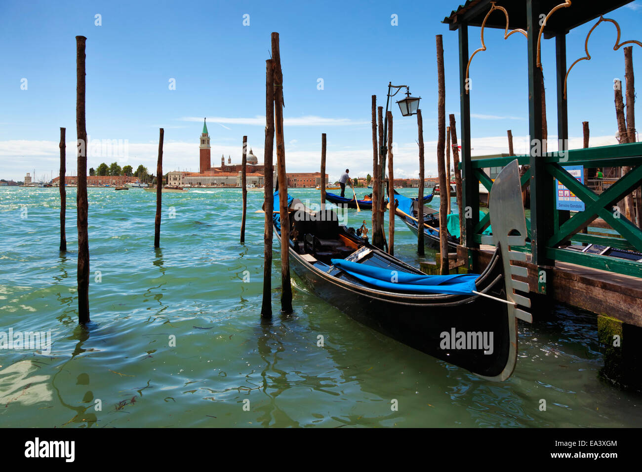 Gondola station riva degli hi-res stock photography and images - Alamy