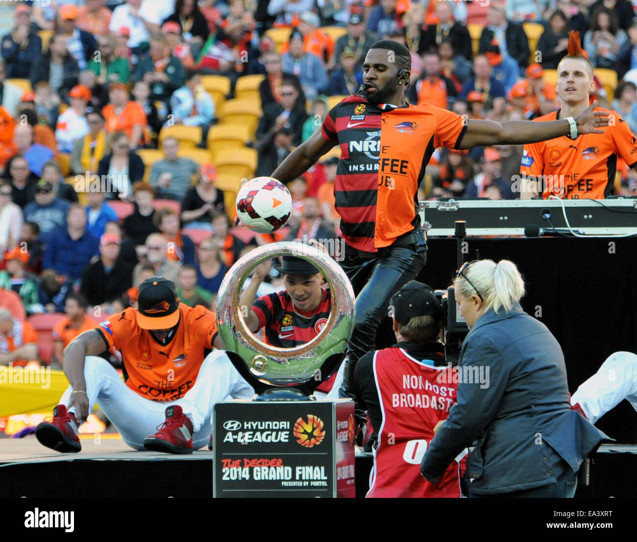 Jason Derulo performs at the Australian Football A-League Grand Final ...