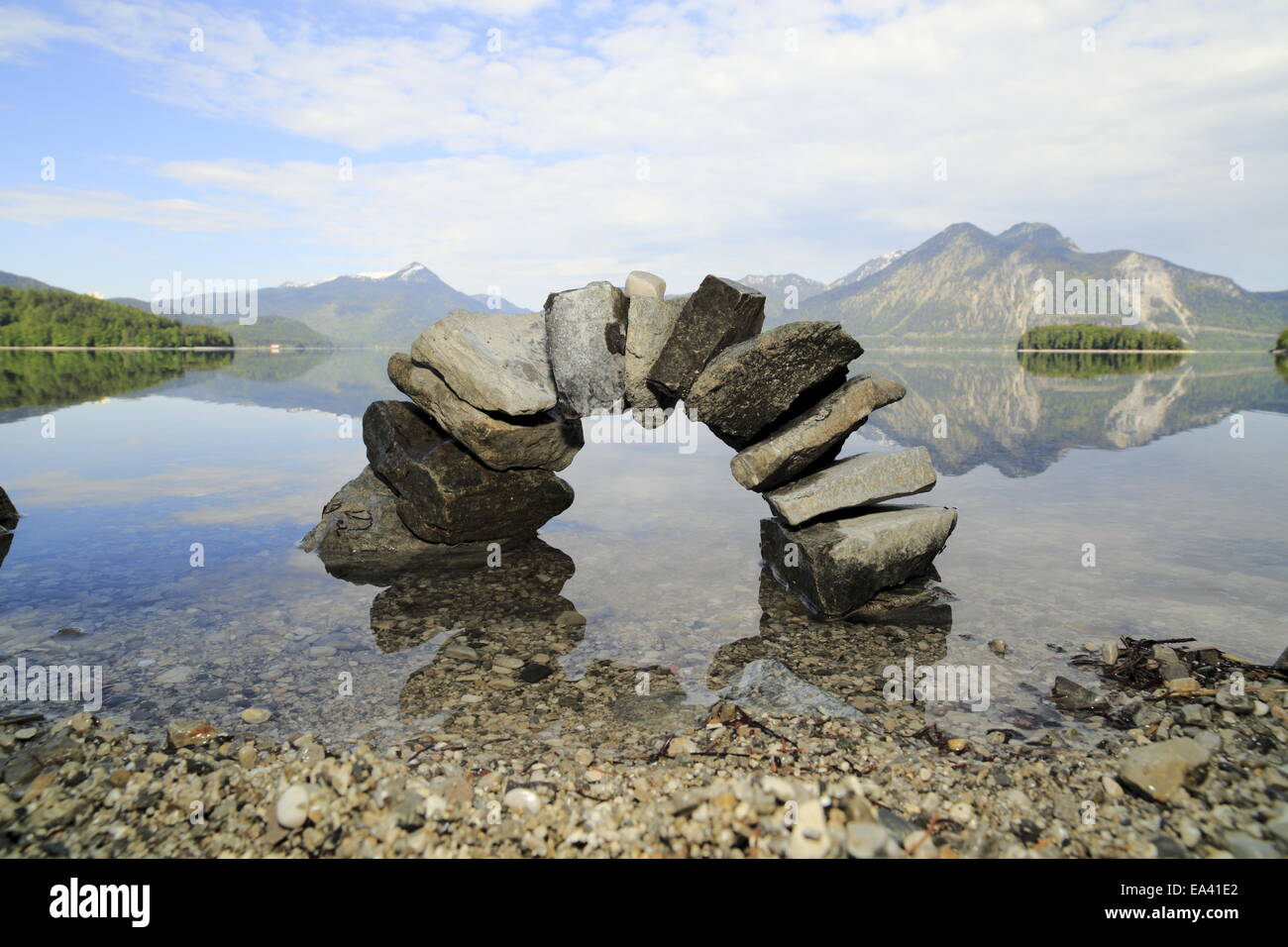 Pebble in lake hi-res stock photography and images - Alamy