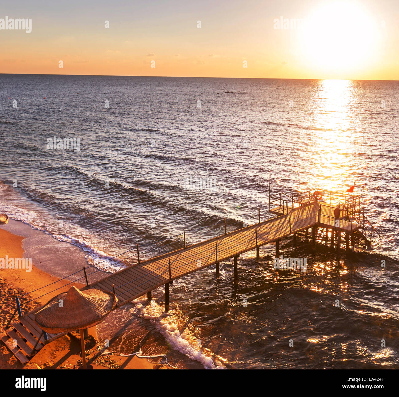 Boardwalk on beach Stock Photo - Alamy