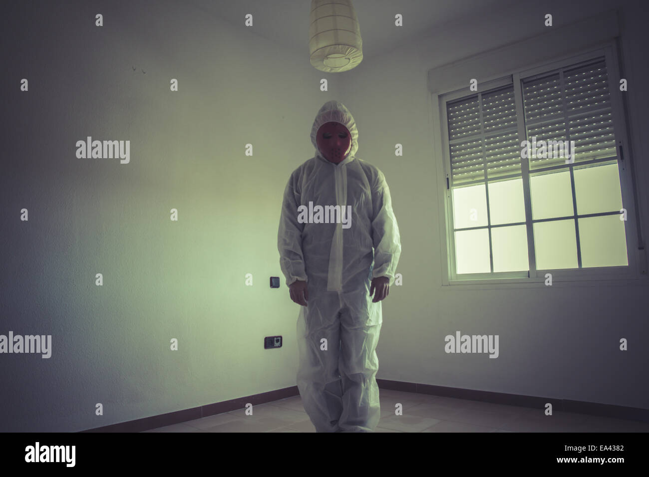 Empty fog room hi-res stock photography and images - Alamy