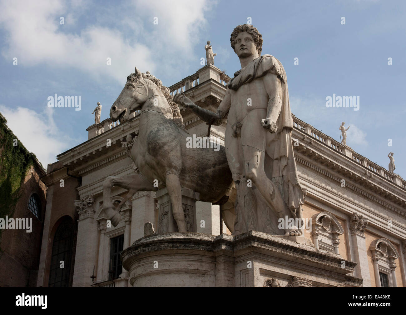 historical statue in Italy Stock Photo - Alamy