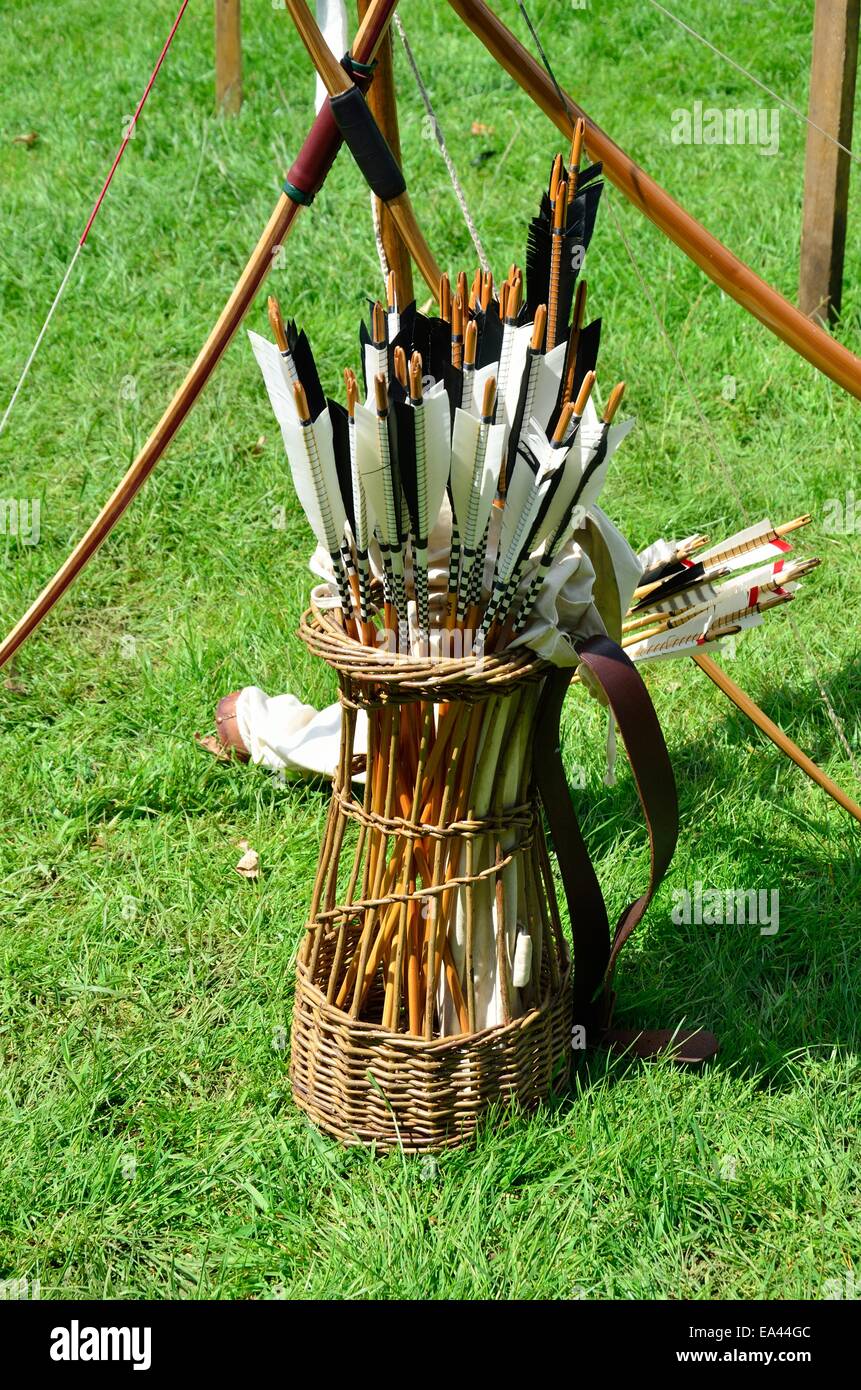 Archery scene with bow and arrows Stock Photo - Alamy