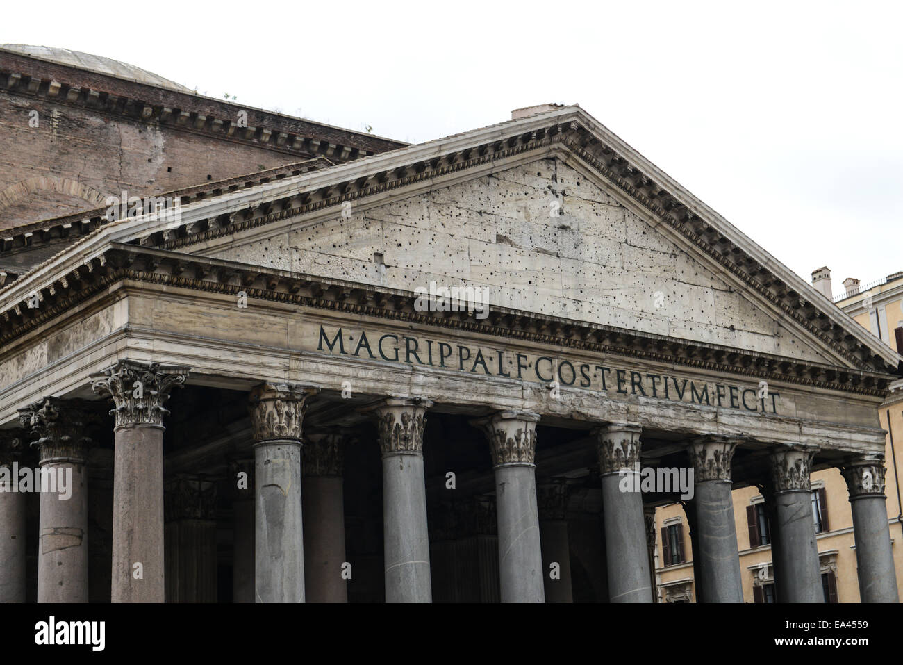 Ancient pillars rome hi-res stock photography and images - Alamy