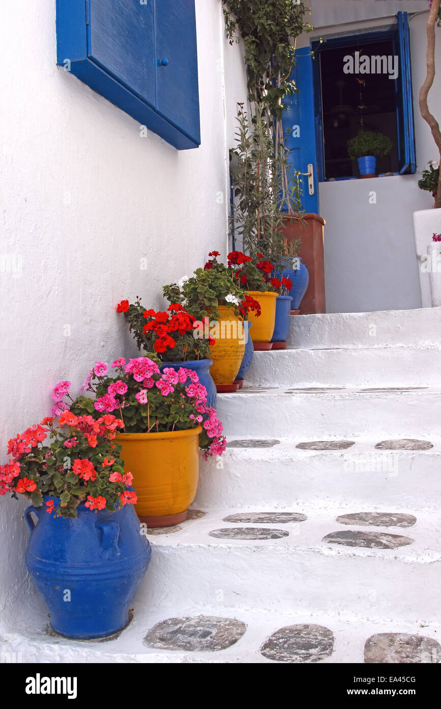Entrance to greek house hi-res stock photography and images - Alamy