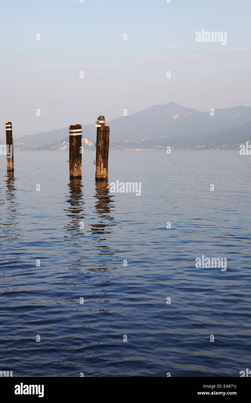 Mooring piles hi-res stock photography and images - Alamy