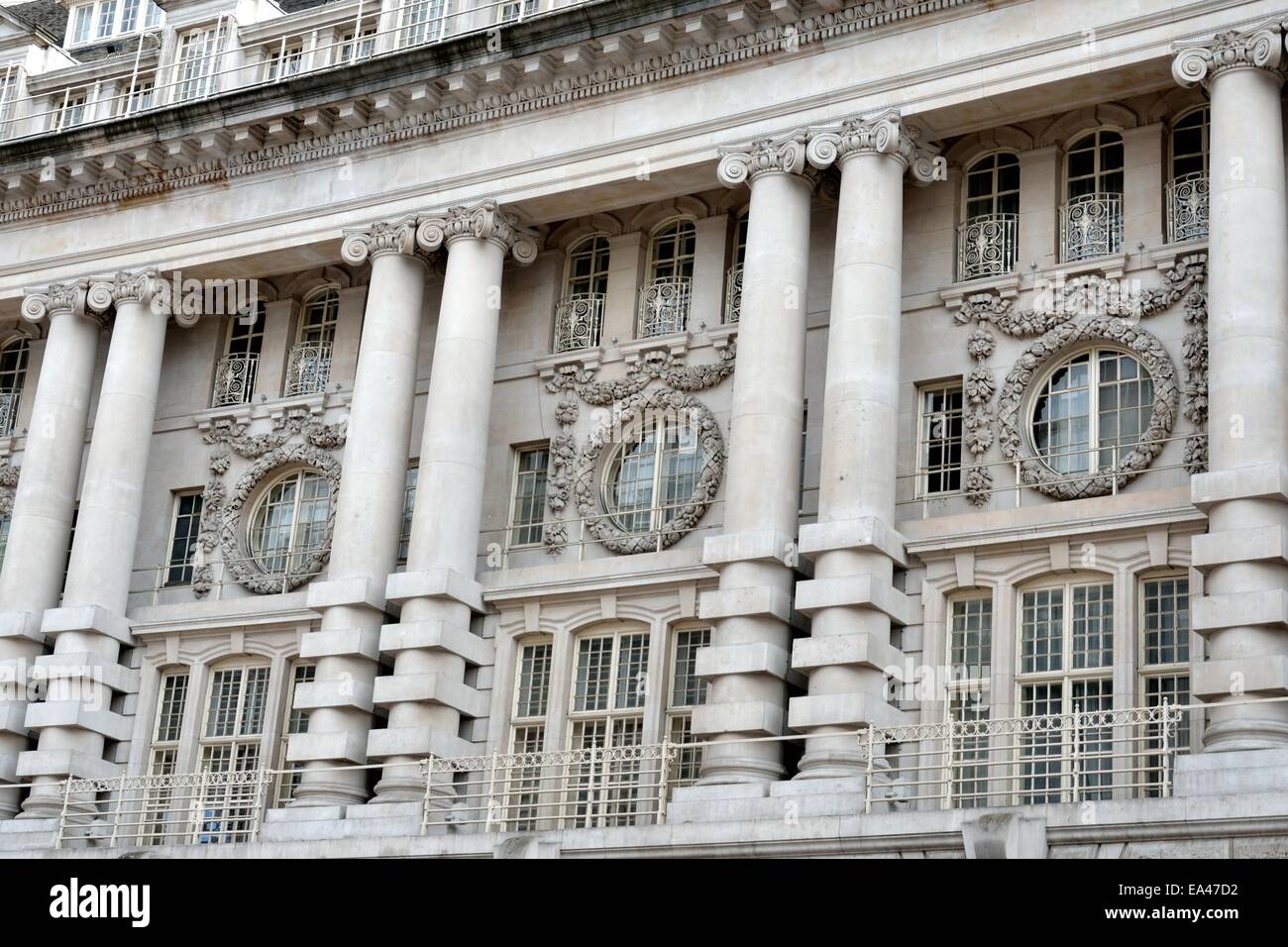 Regent street architecture vintage hi-res stock photography and images ...