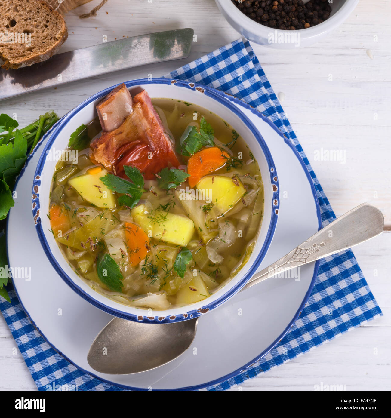 cabbage stew with meat Stock Photo - Alamy