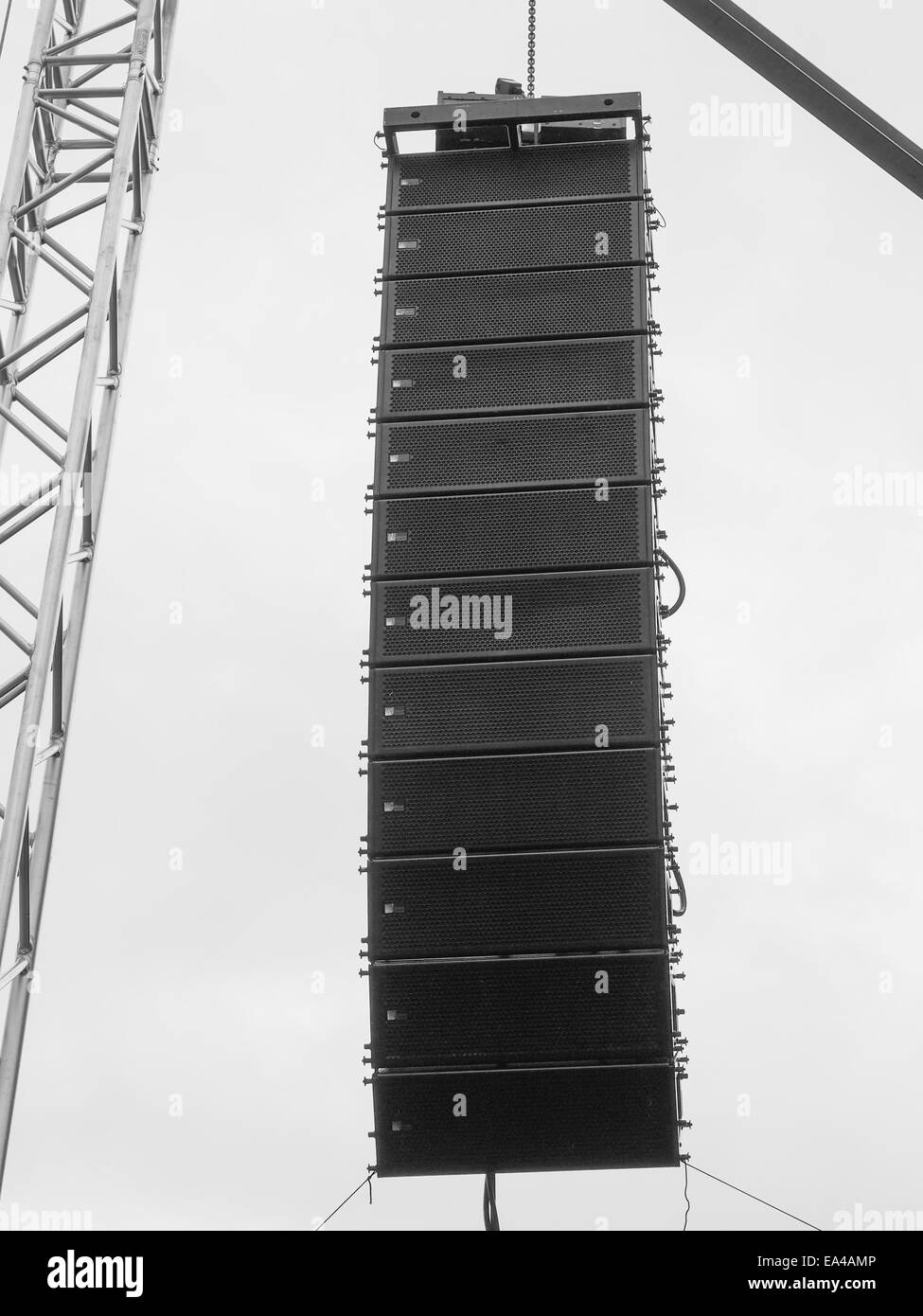 Line array speakers Stock Photo - Alamy