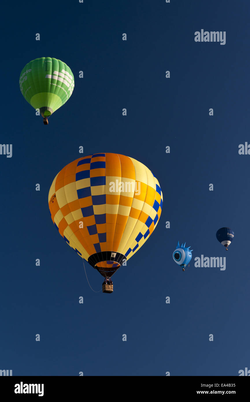 Internationale balloon sail hi-res stock photography and images - Alamy