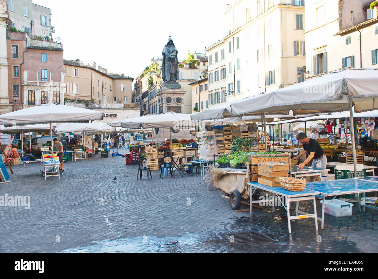 Downtown rome hi-res stock photography and images - Alamy