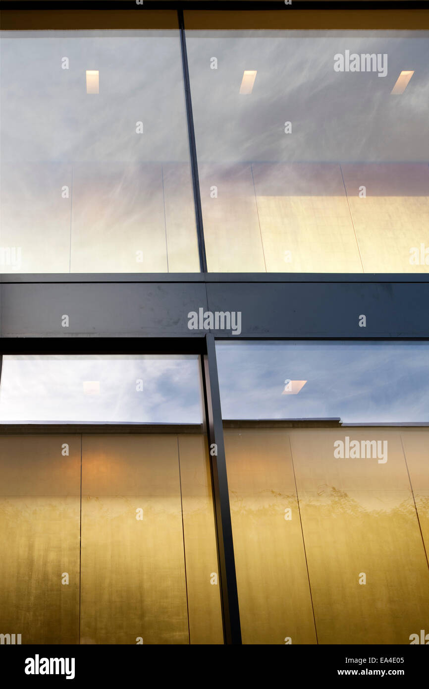 Double Leaf Window High Resolution Stock Photography and Images - Alamy