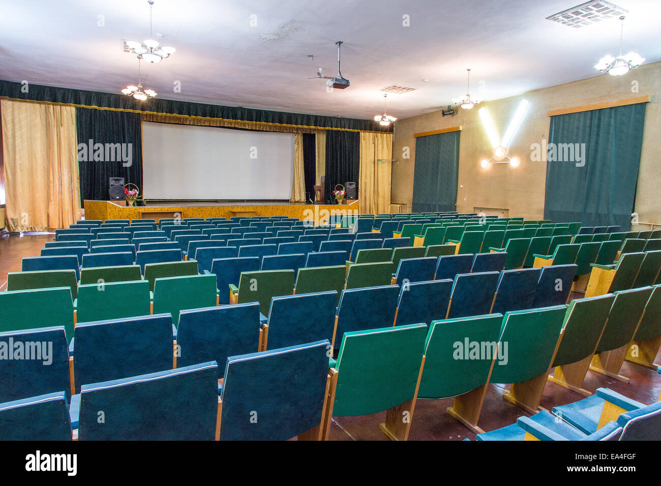 Projection room cinema hi-res stock photography and images - Alamy