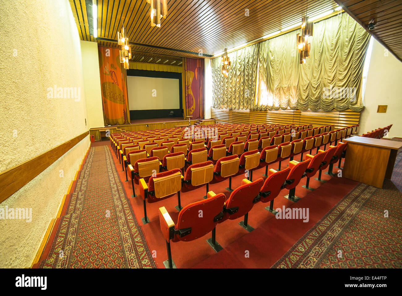 Floor of an empty play hall hi-res stock photography and images - Alamy