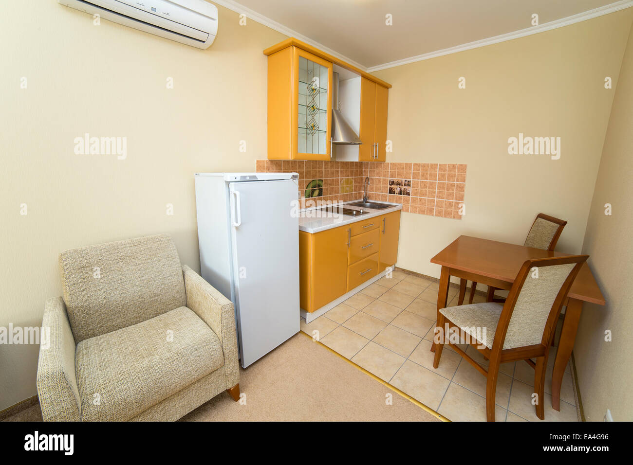 Modern home and kitchen interior design Stock Photo - Alamy