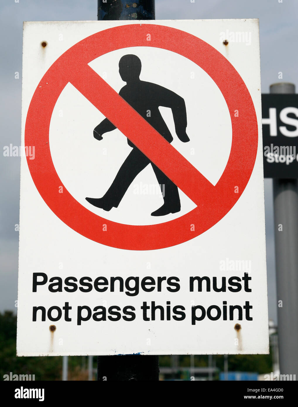 Rail safety hi-res stock photography and images - Alamy