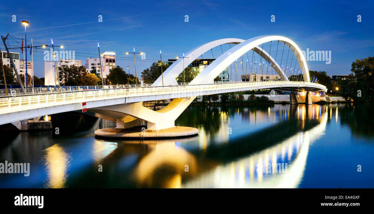 Lyon, rhone river hi-res stock photography and images - Alamy