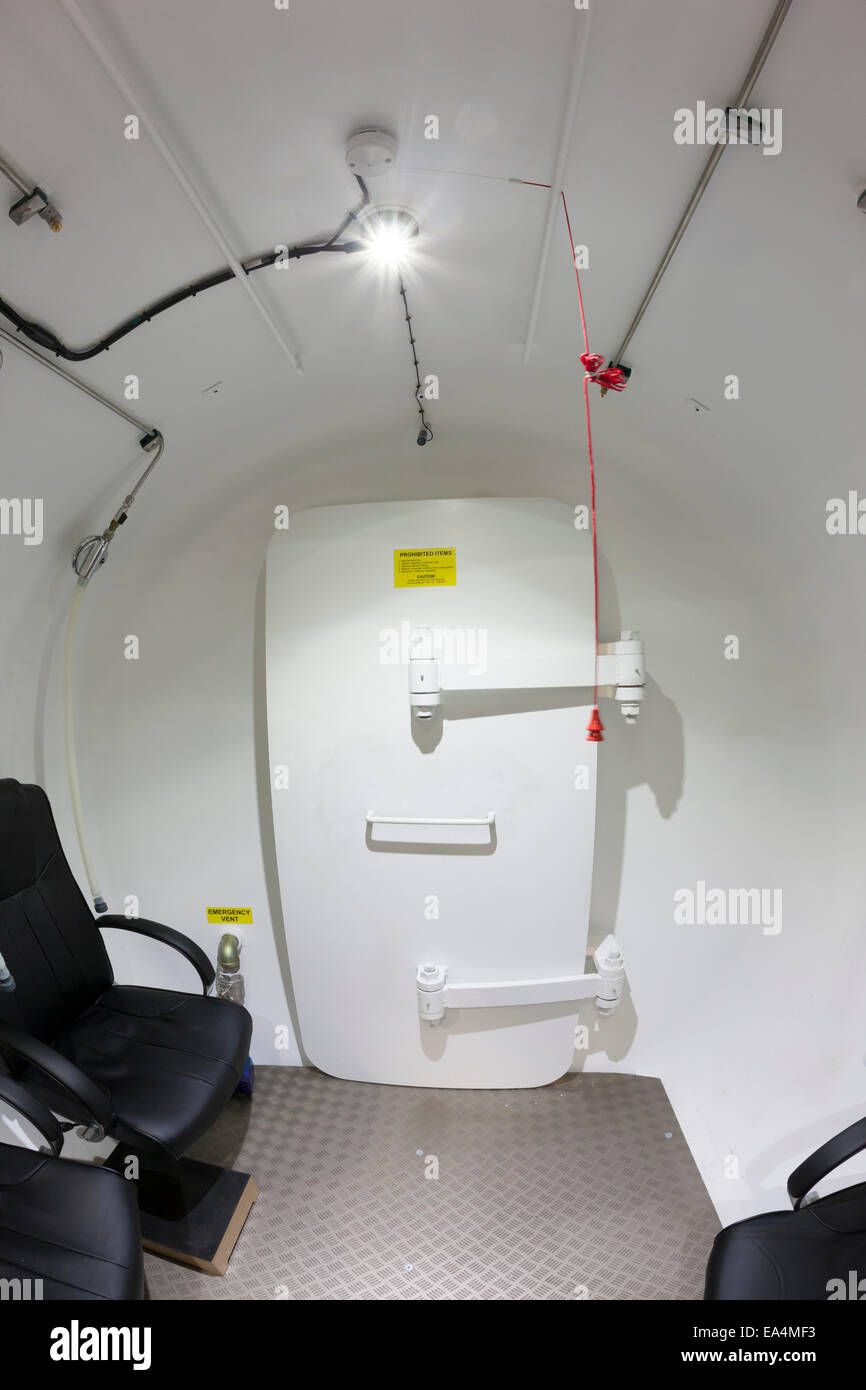 Oxygen therapy hi-res stock photography and images - Alamy