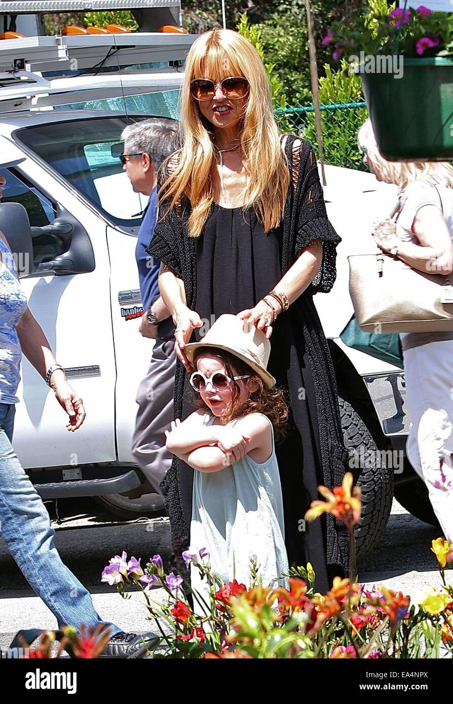 Rachel Zoe and Rodger Berman take their son, Skyler to the farmers ...