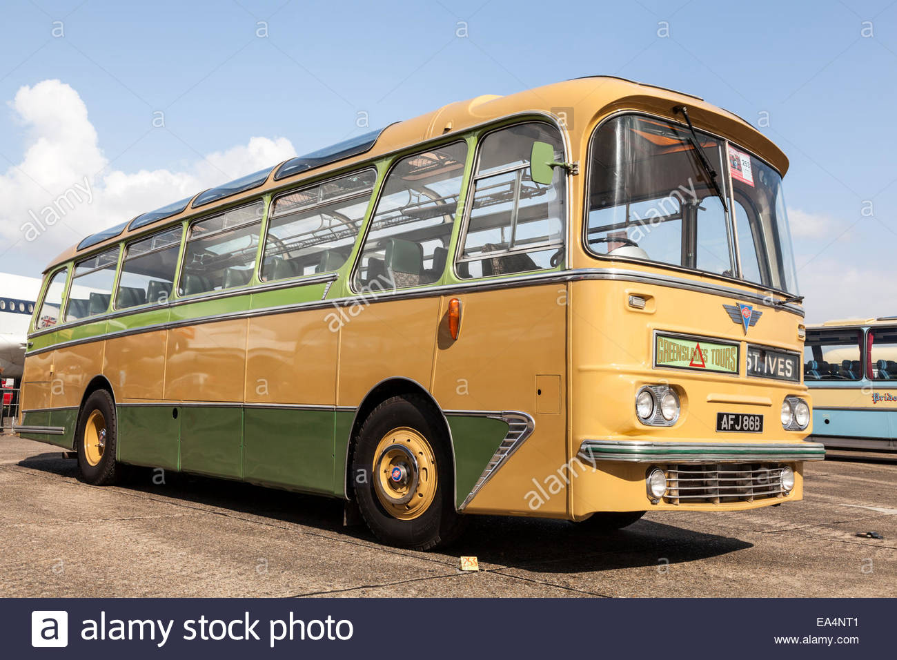 Aec Reliance Bus High Resolution Stock Photography and Images - Alamy