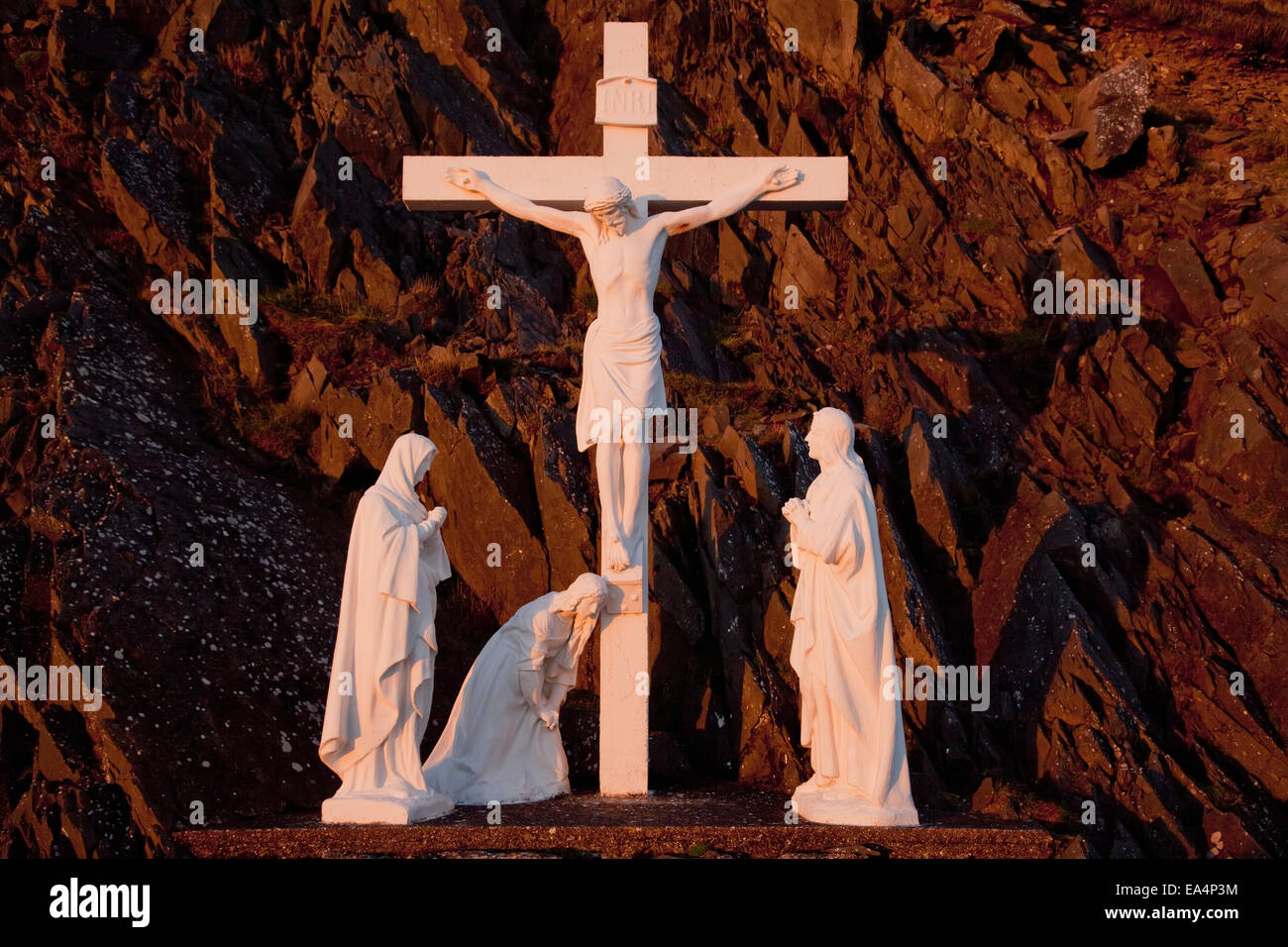 Mary at the foot of the cross hi-res stock photography and images - Alamy