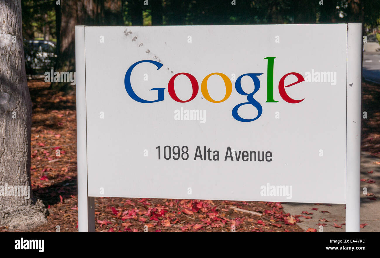 Exterior view of Google's Googleplex Corporate headquarters Stock Photo ...