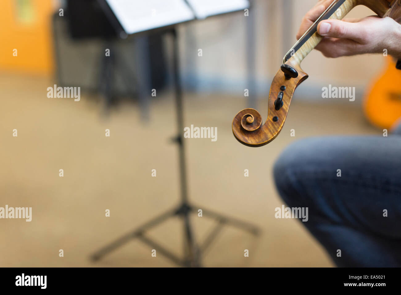 The scroll of a viola Stock Photo - Alamy