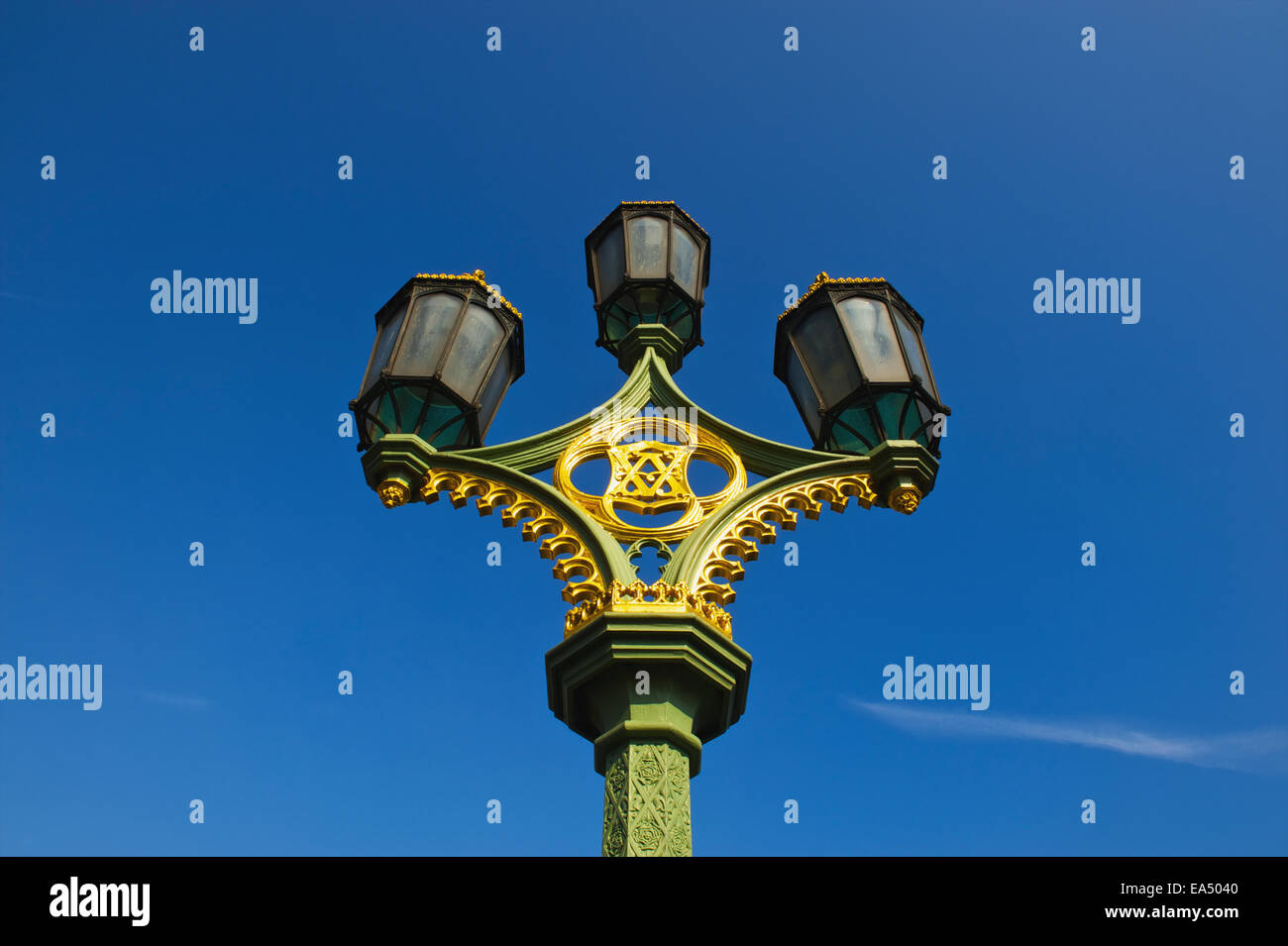 Lamp post against blue sky hi-res stock photography and images - Alamy