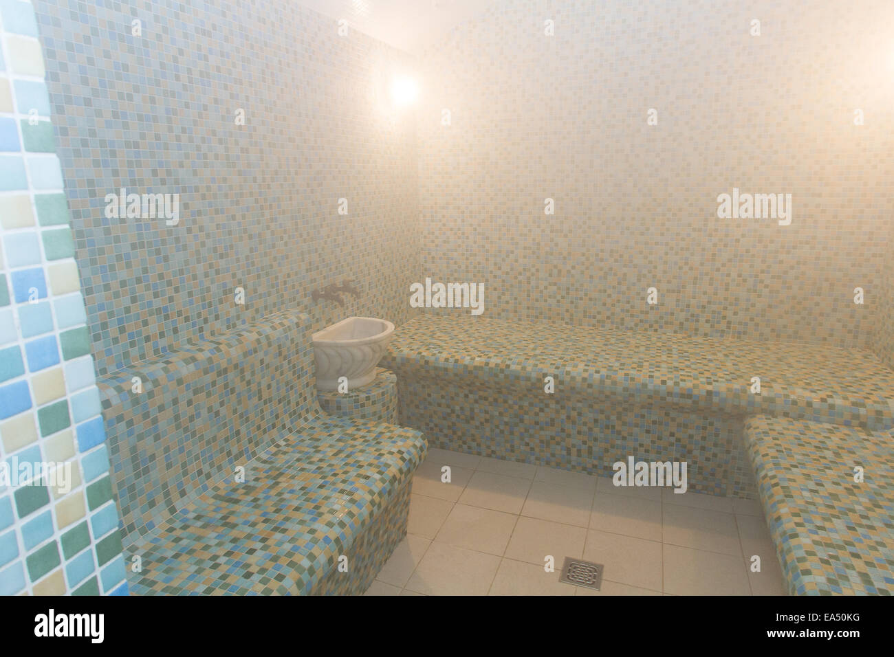 Hammam massage hi-res stock photography and images - Alamy