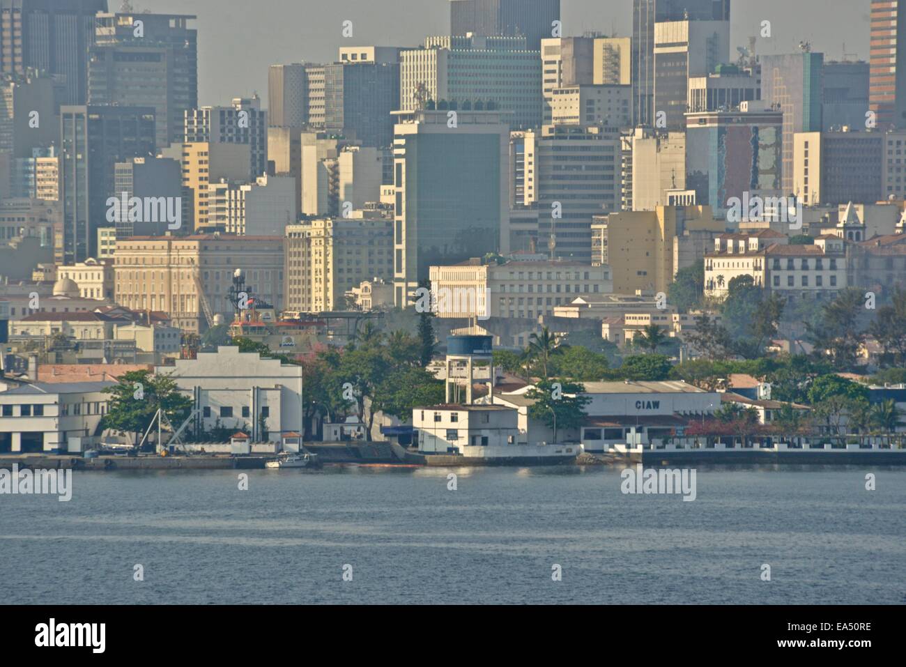 Rio de janeiro port ships hi-res stock photography and images - Alamy