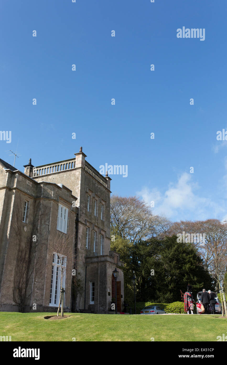 Pittodrie House Hotel with blue sky Stock Photo - Alamy