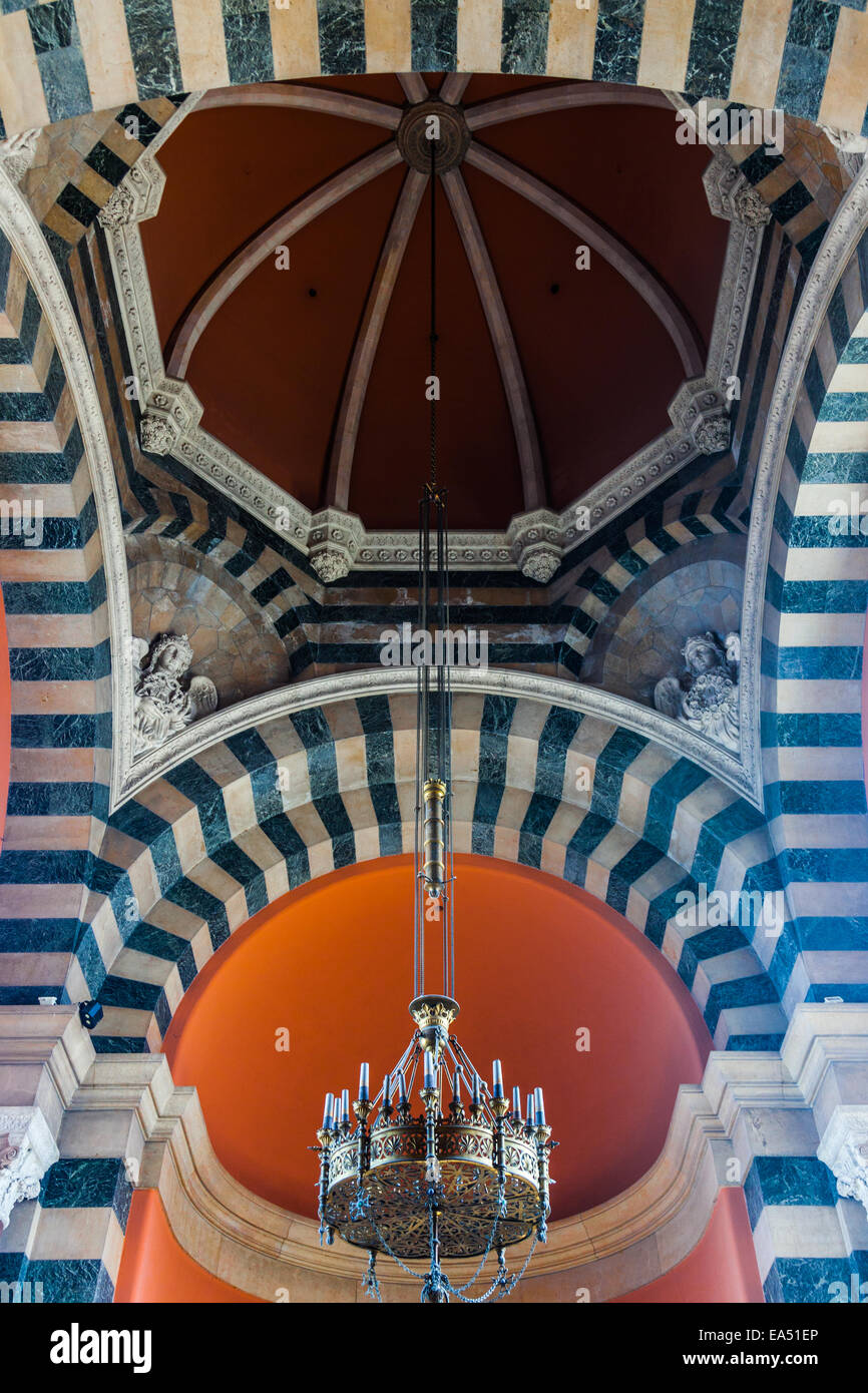 Arched alcove hi-res stock photography and images - Alamy