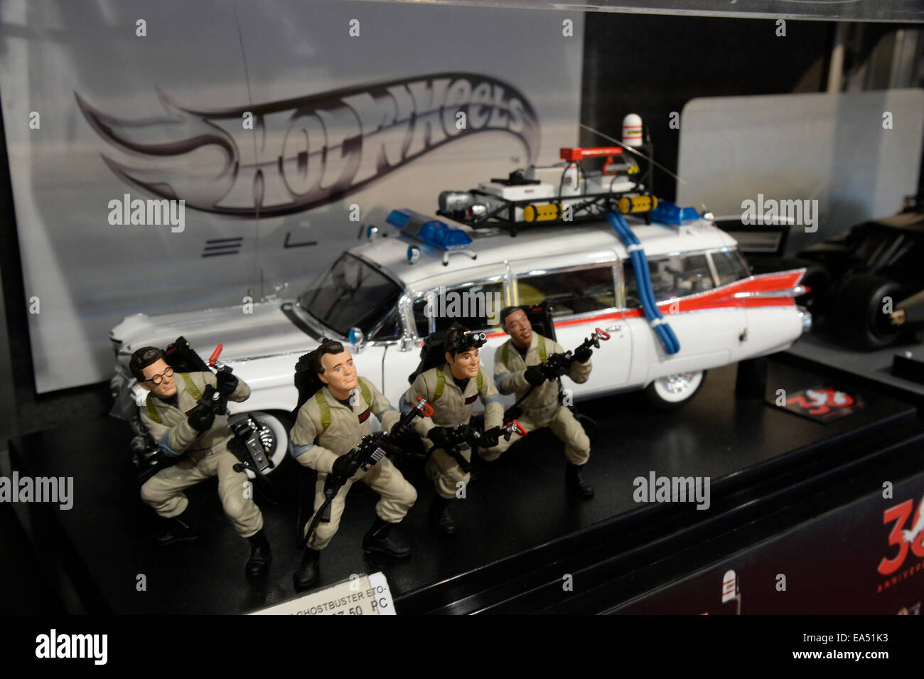 Las Vegas, Nevada, USA. 6th November, 2014. Custom mini car models on ...