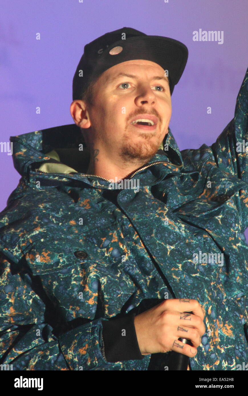 Uk rapper hi-res stock photography and images - Alamy