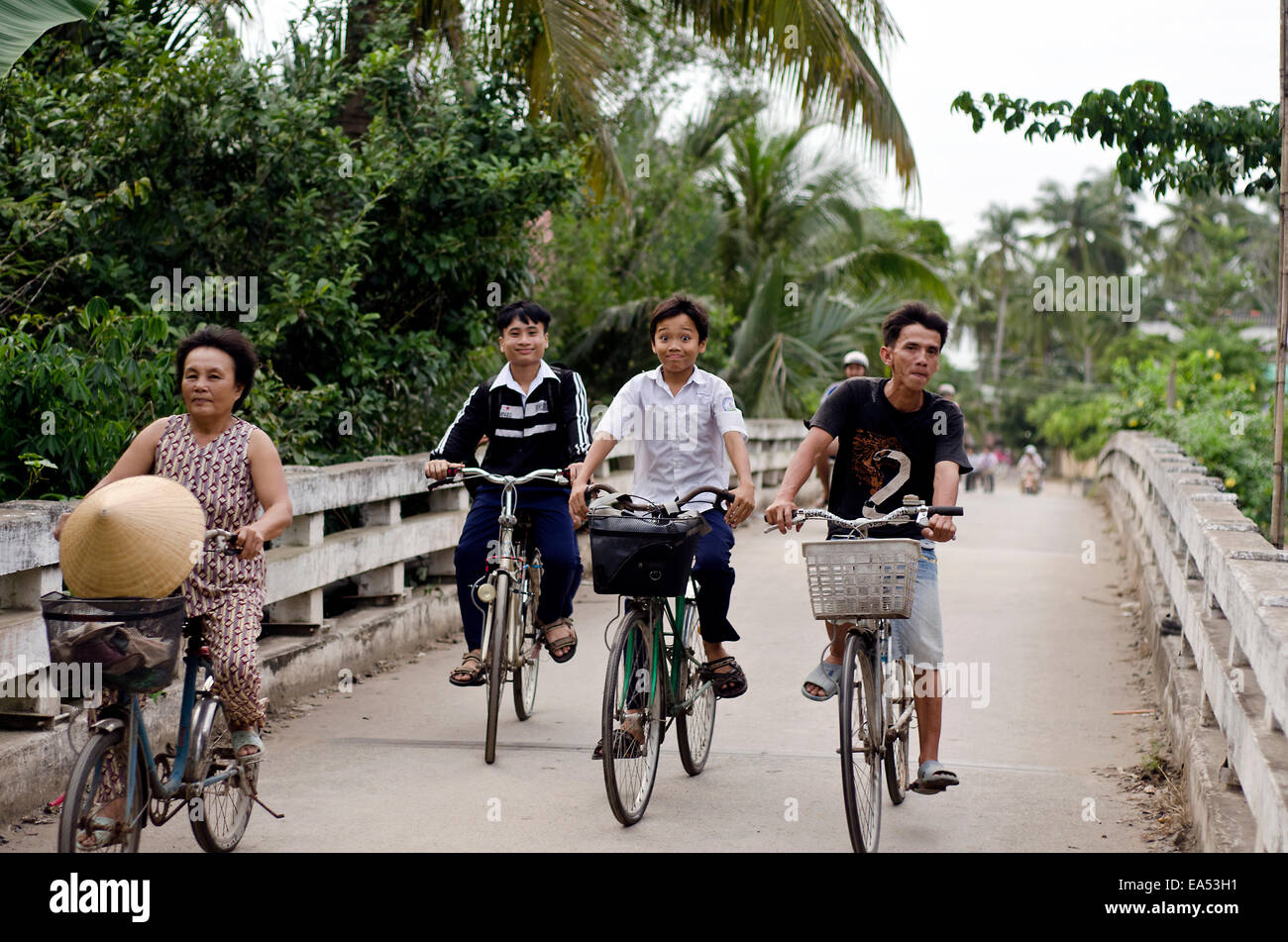 Vietnam cycling hi-res stock photography and images - Alamy