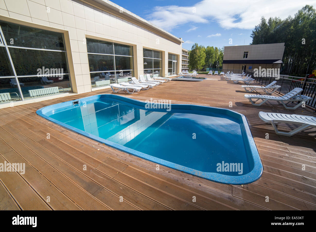 Public swimming pool building exterior hi-res stock photography and ...