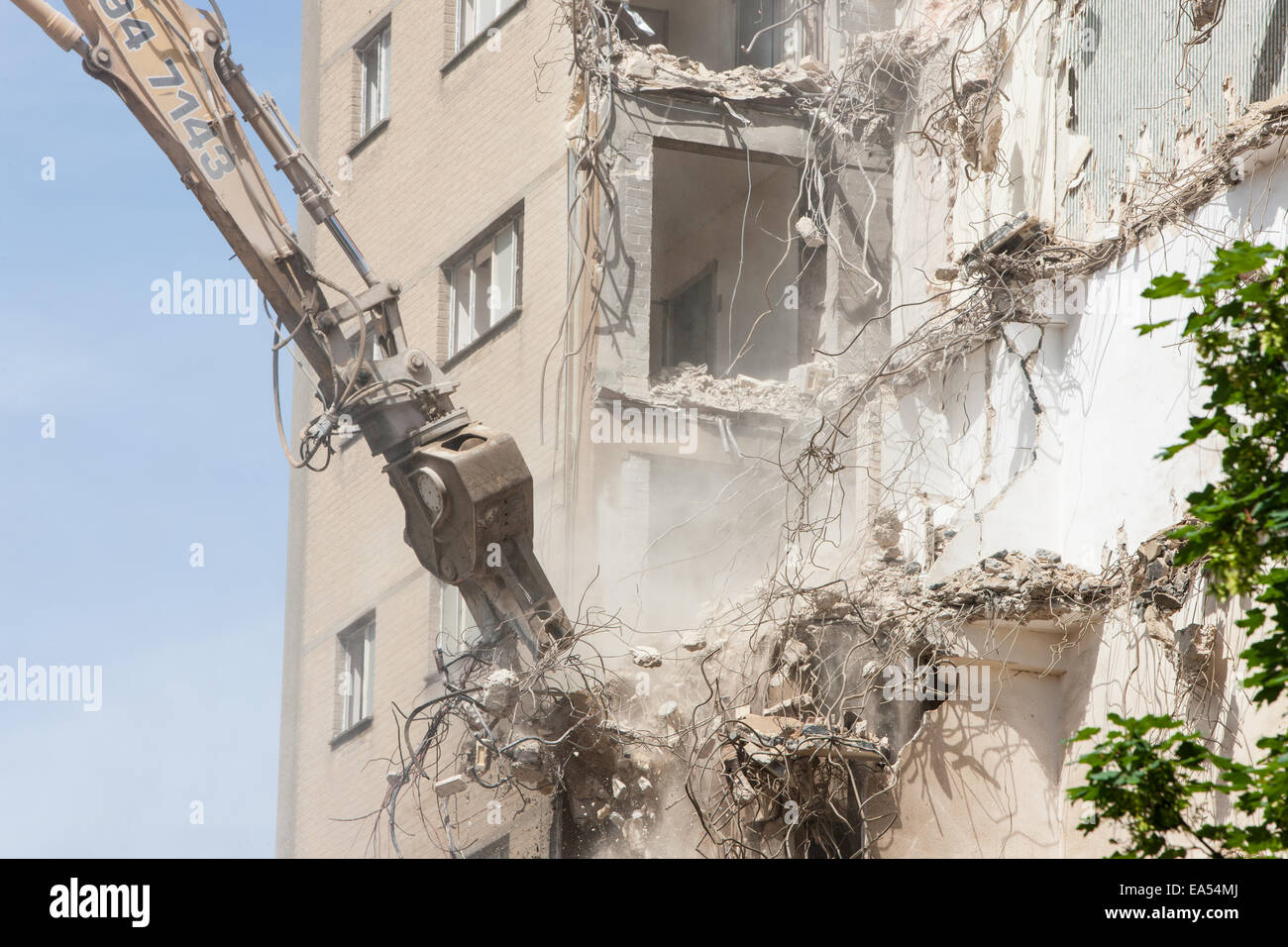 Demolition of hight rise residential tower block in Stamford Hill ...