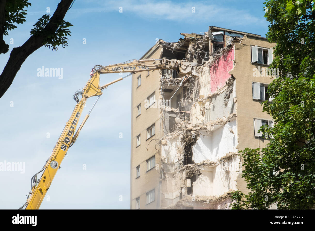 Demolition of hight rise residential tower block in Stamford Hill ...