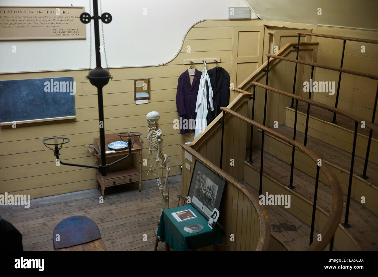 The old operating theatre museum hi-res stock photography and images ...
