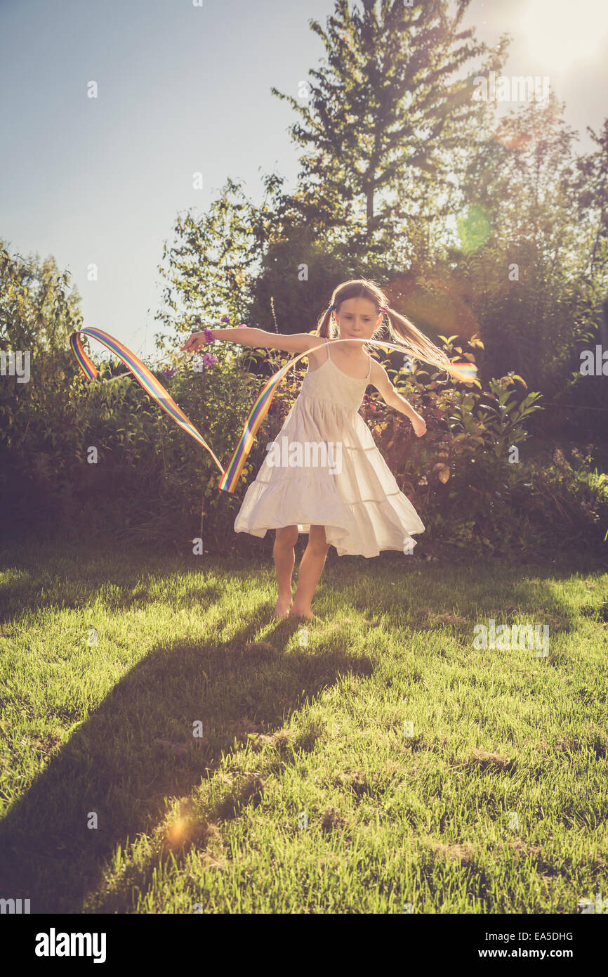 Little girk hi-res stock photography and images - Alamy